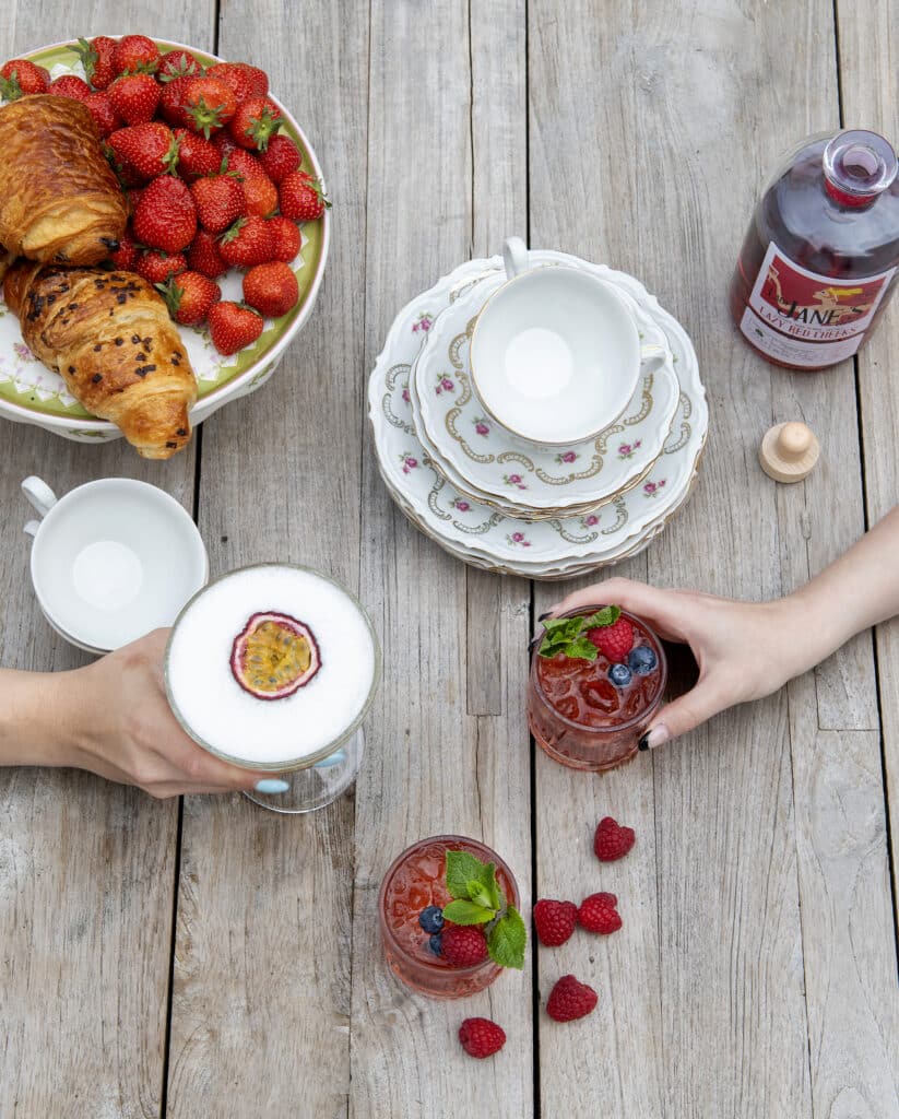 Lady Jane - Lazy Red Cheeks ready to drink cocktail - Fryns